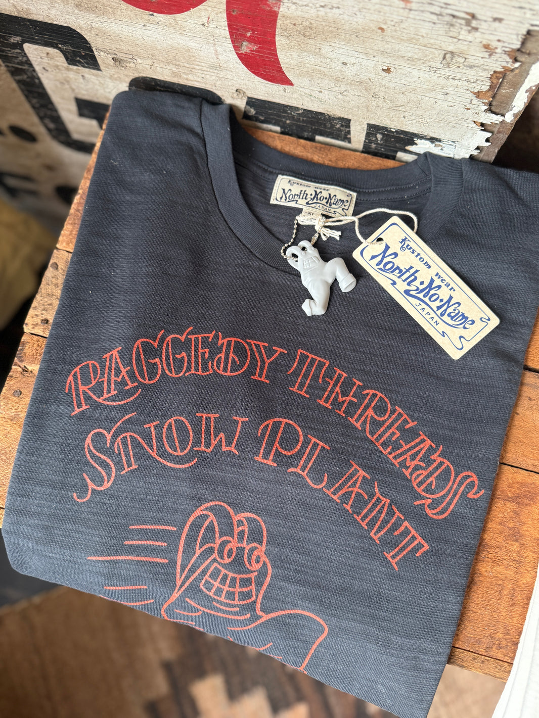 Raggedy Threads - Home